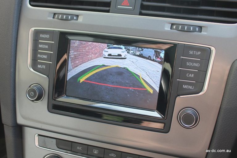VW Reversing Camera Systems for VW Tiguan, Golf, Polo - AV-DC [Video]